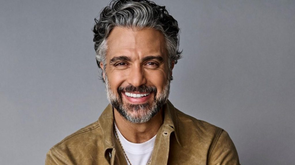 Llega Jaime Camil como conductor a La Academia 2024 - Magnopost