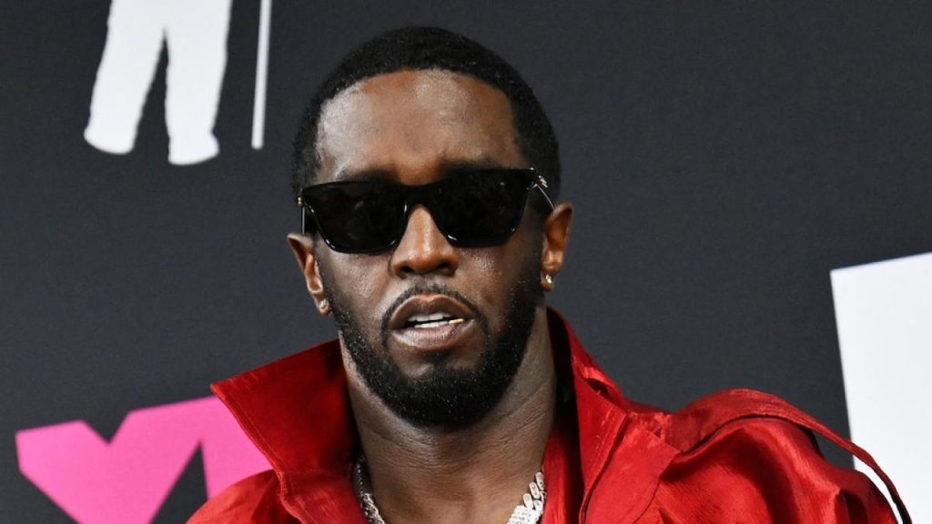 Festeja Sean 'Diddy' Combs sus 55 años en prisión con una cena de pizza ...