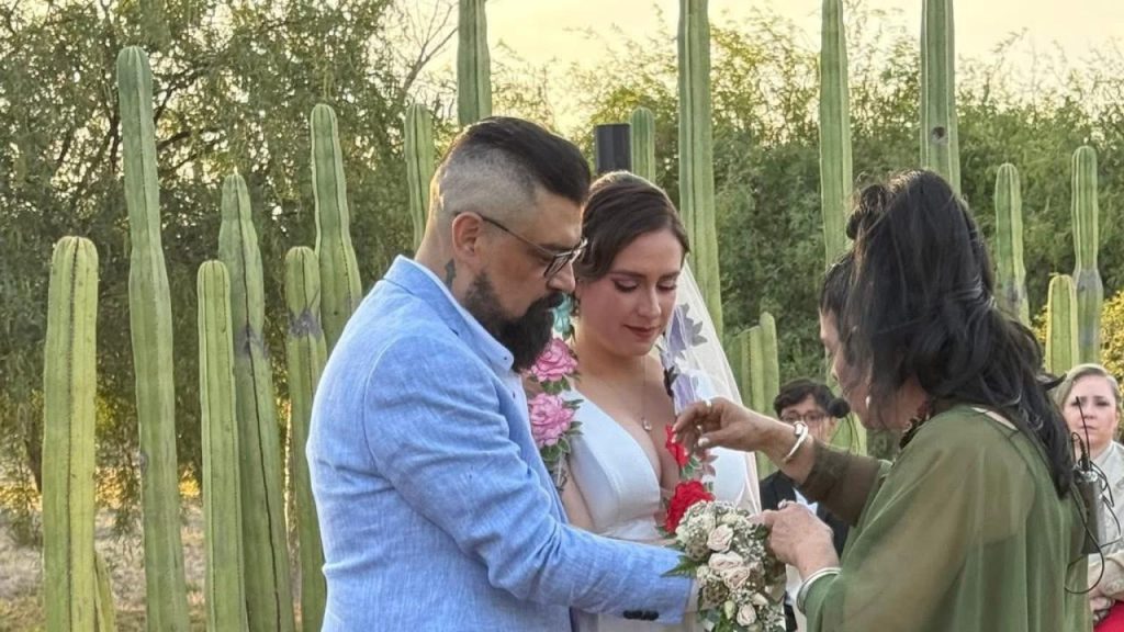 Dr. Shenka, vocalista de Panteón Rococó, celebra su boda en Oaxaca con ...