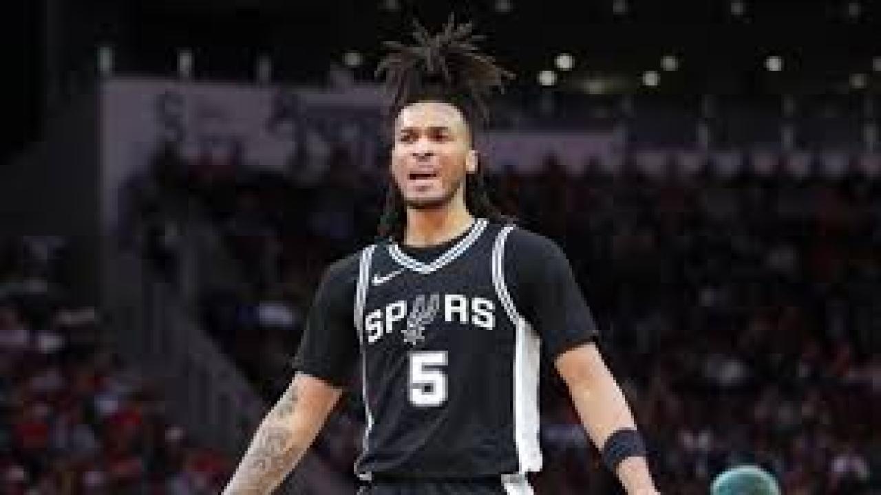 Stephon Castle es nombrado Novato del Año en la NBA y hace historia con ...