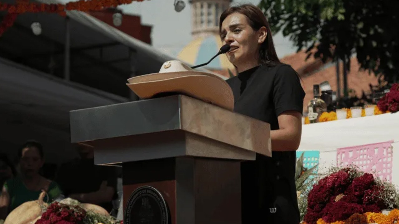 Grecia Quiroz acude a Palacio Nacional para reunirse con Claudia ...