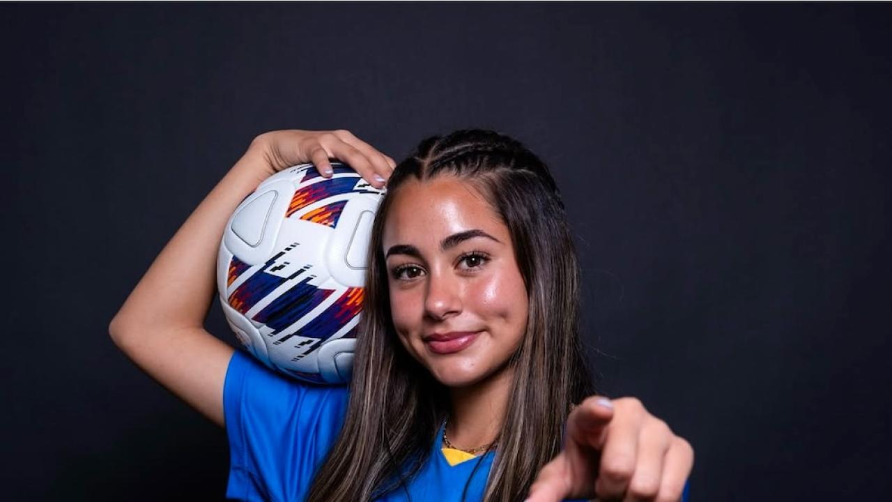 Mía Villalpando da el salto a UCLA tras brillar con México - Magnopost